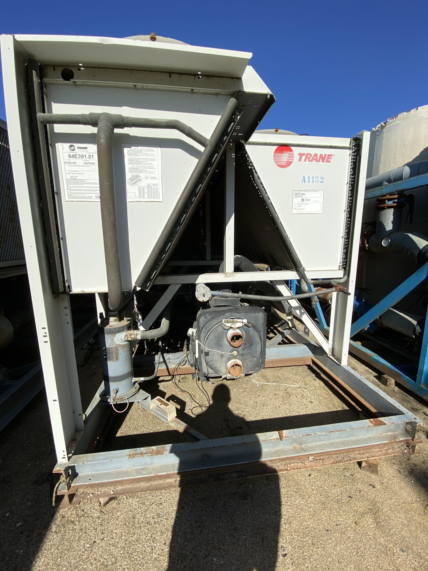 Surplus Equipments & OSMI parts TRANE RTAC 155 Air Cooled Waterchiller ...