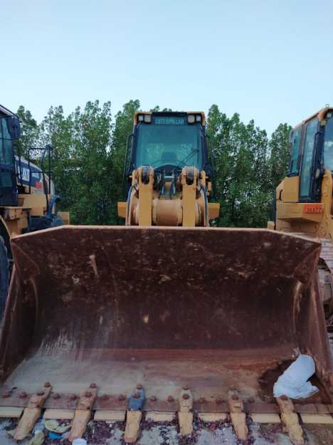 Trade OSMI parts & surplus inventory CATERPILLAR 973D TRACK LOADER ...