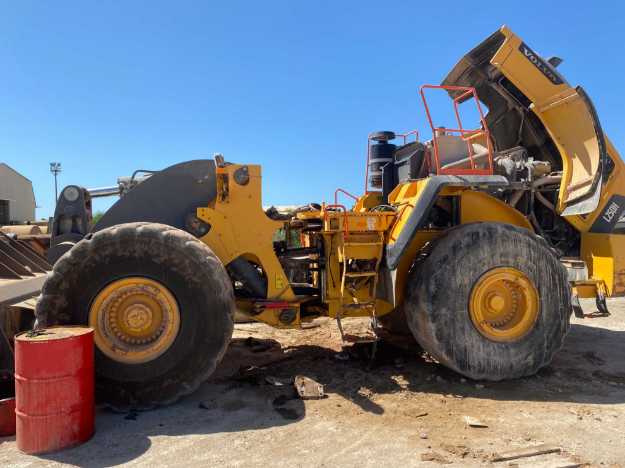 Trade OSMI parts & surplus inventory Volvo L 250H Wheel Loader - StokArti